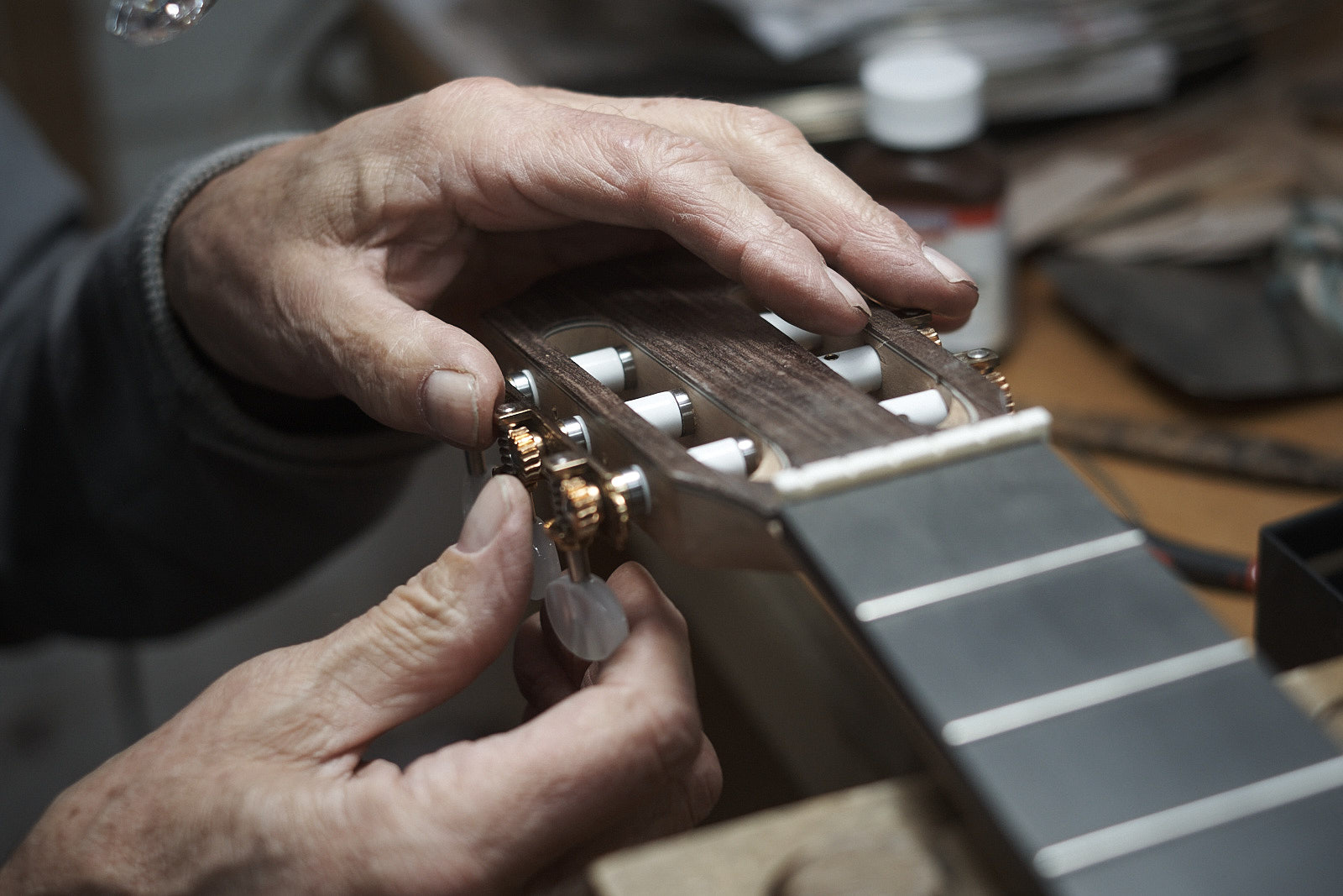 Totnes School of Guitarmaking | Luthiers