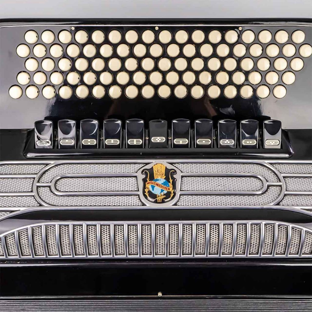 Accordeo Interview 1 Background Accordions - Luthiers