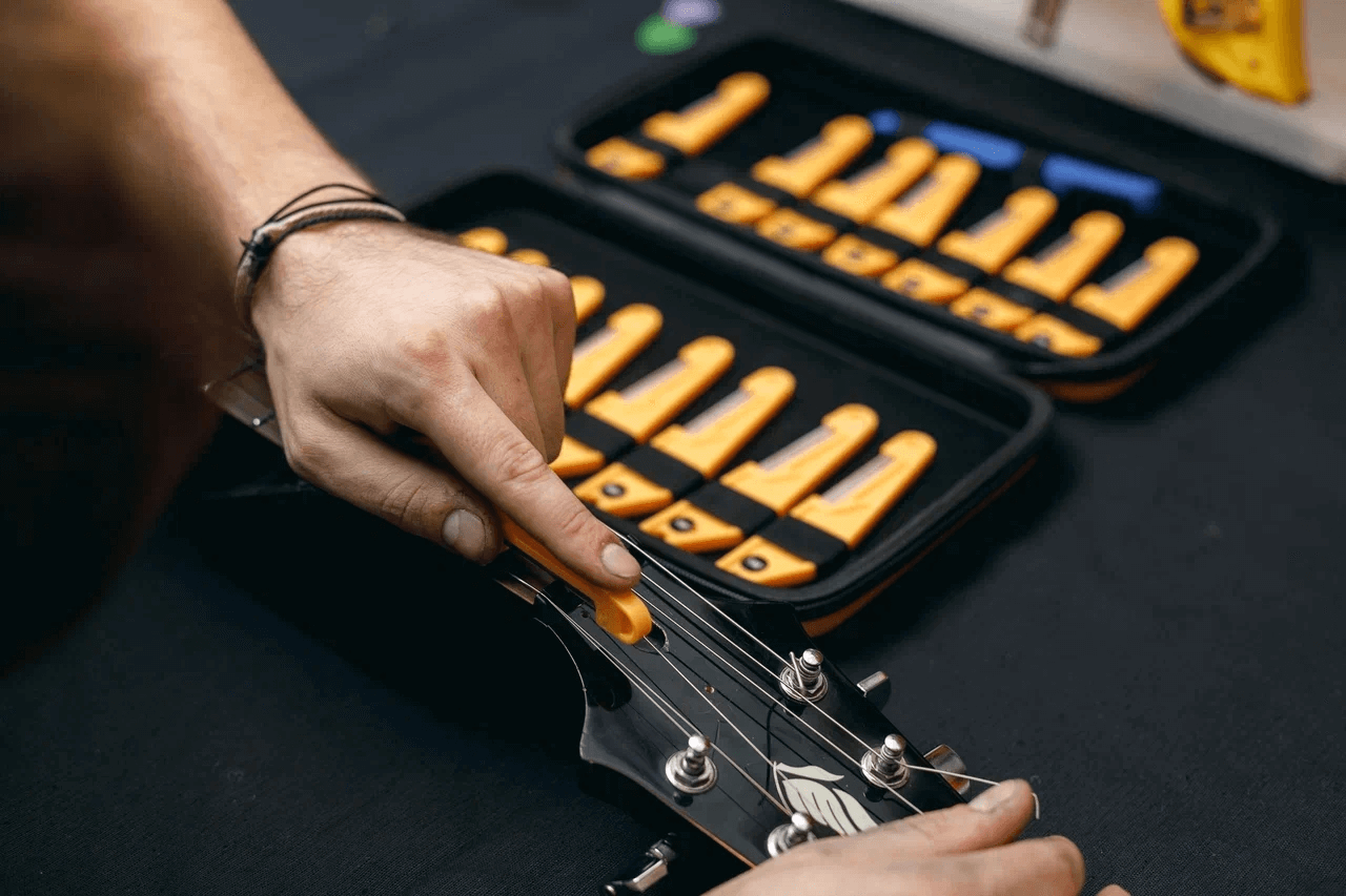 Red Wave Custom - Luthiers